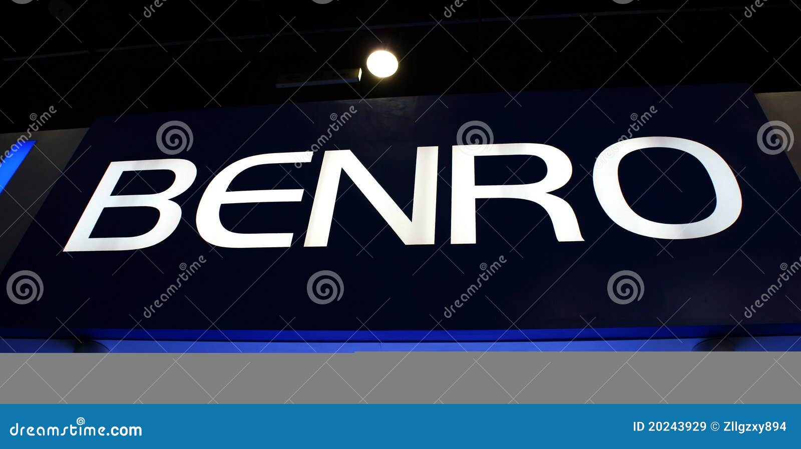 Benro editorial stock image. Image of technology, accessories - 20243929
