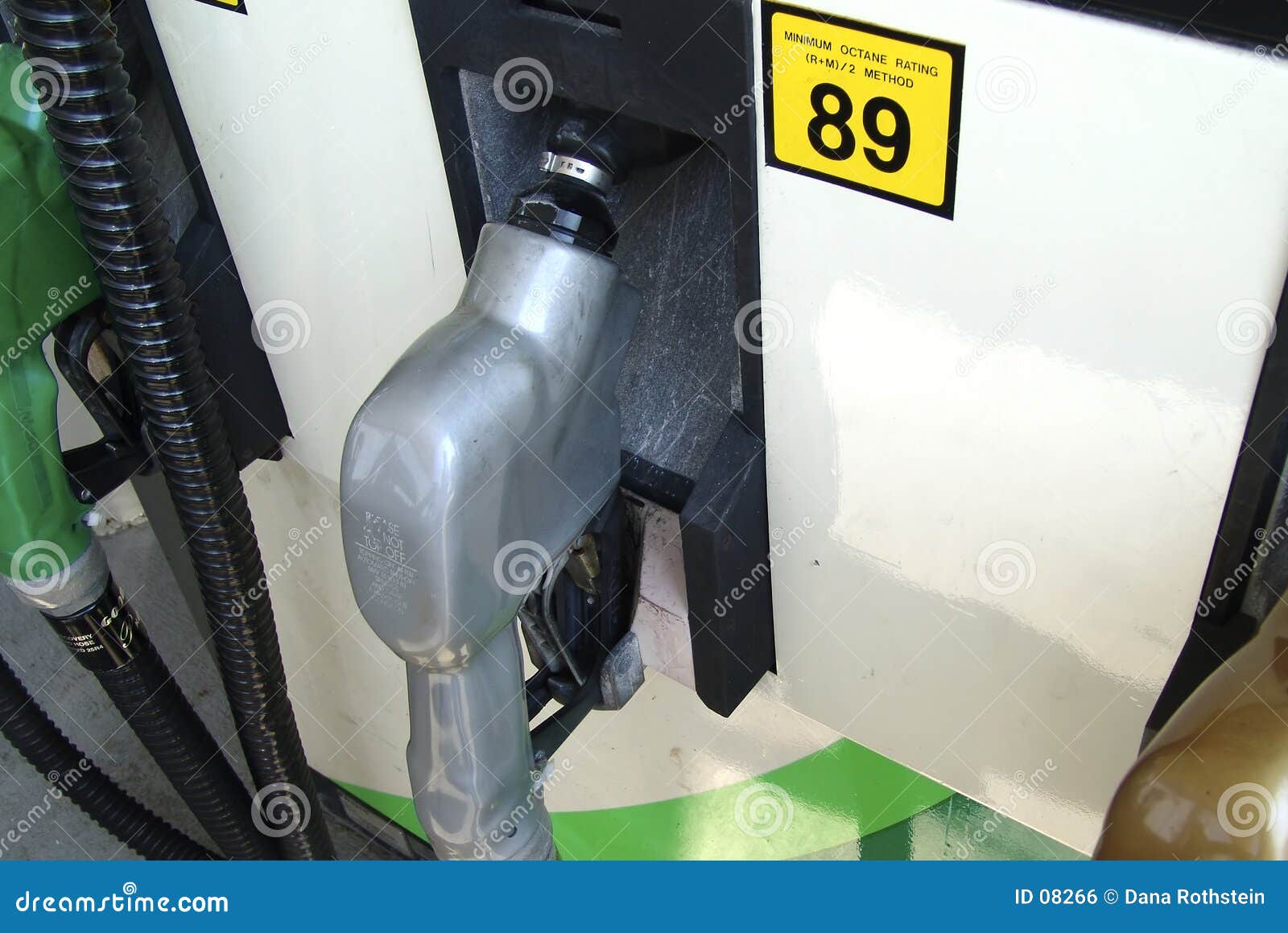 Benzinepomp stock foto. Image of premie, aardolie, post, olie - 8266