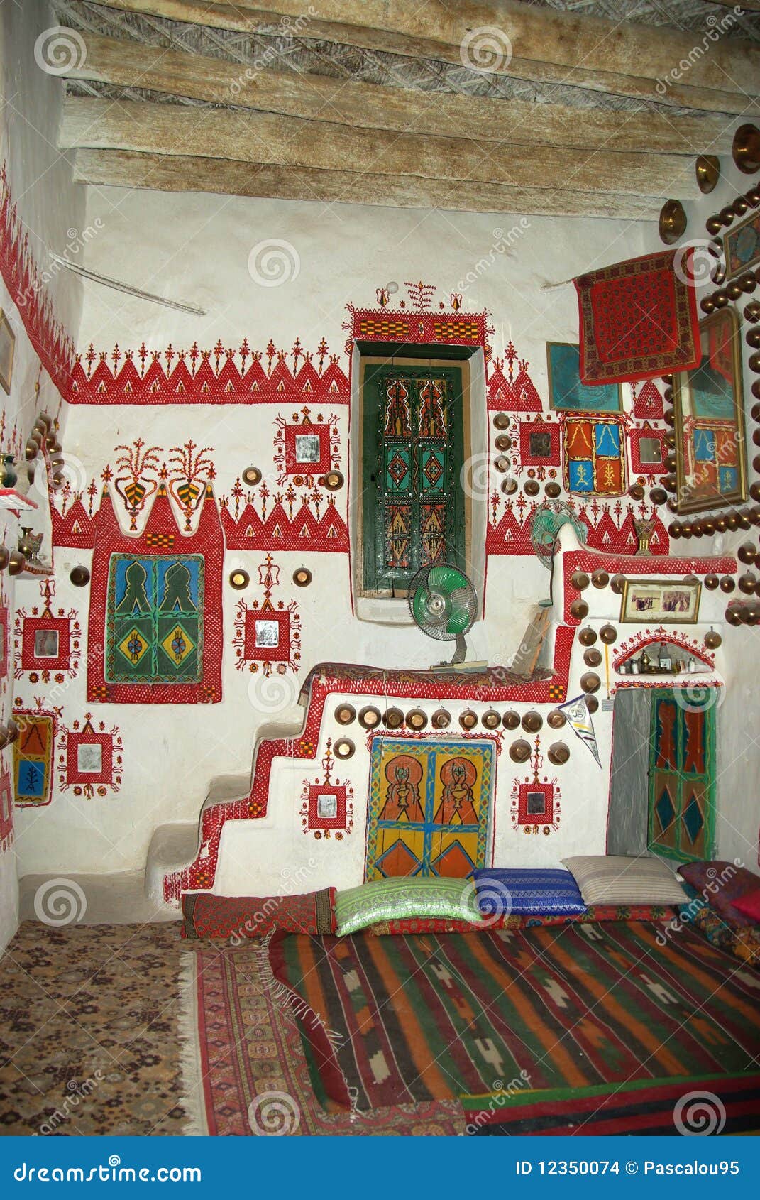 Berber house, Libya stock photo. Image of painting, house - 12350074