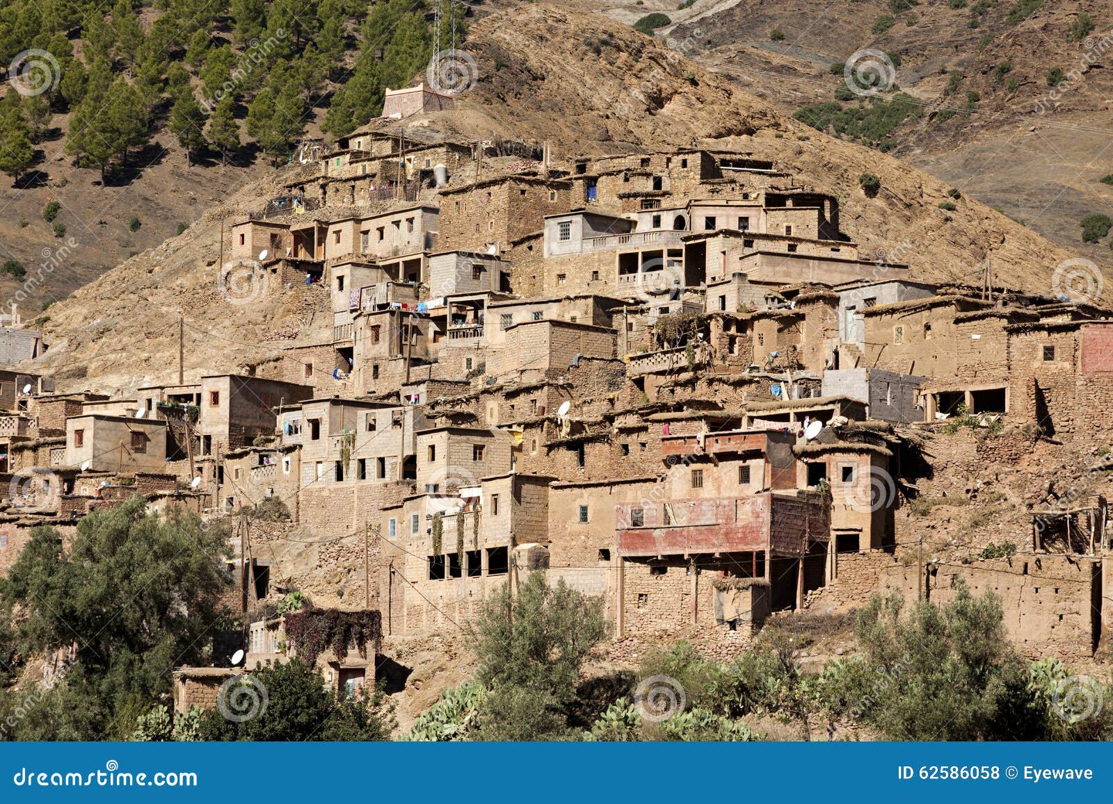 Berberdorf, Atlas-Berge, Marokko Stockfoto - Bild von berg, marokko ...