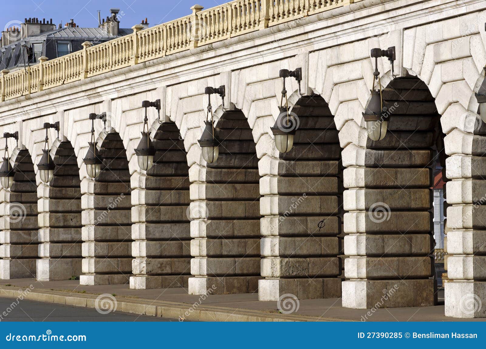 Bercy archway in Paris stock image. Image of france, city - 27390285