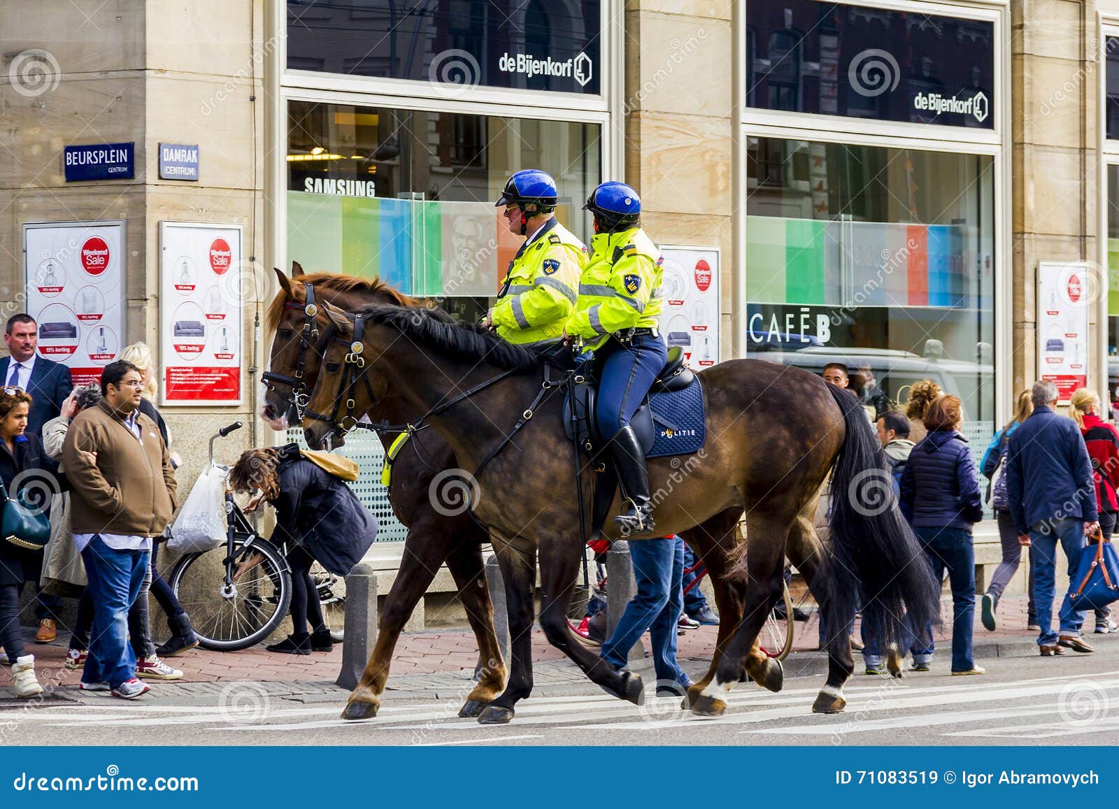 Bereden Politie in Amsterdam Redactionele Stock Afbeelding - Image of ...