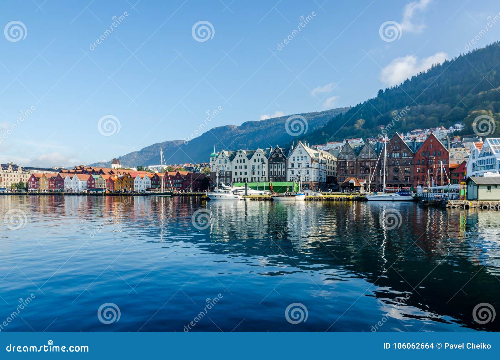Bergen Harbour Stock Photos - Download 1,197 Royalty Free Photos