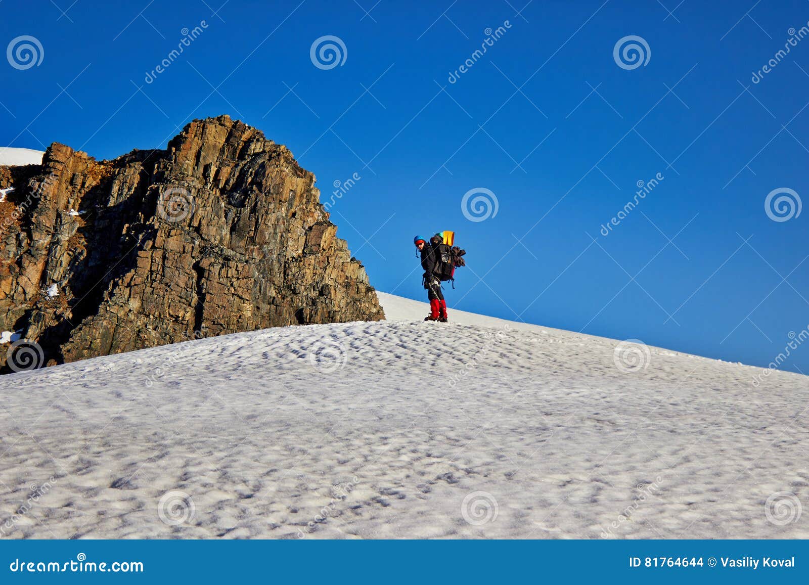 Bergsteiger stockfoto. Bild von draussen, tätigkeit, kalt - 81764644