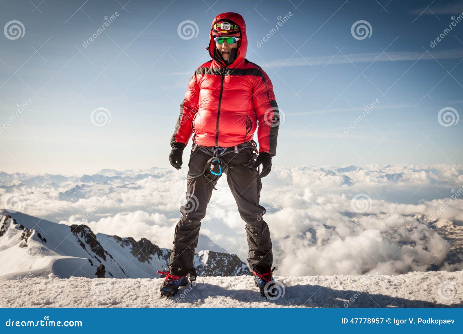 Bergsteiger Auf Dem Gipfel Von Mont Blanc Stockbild - Bild von spitze ...