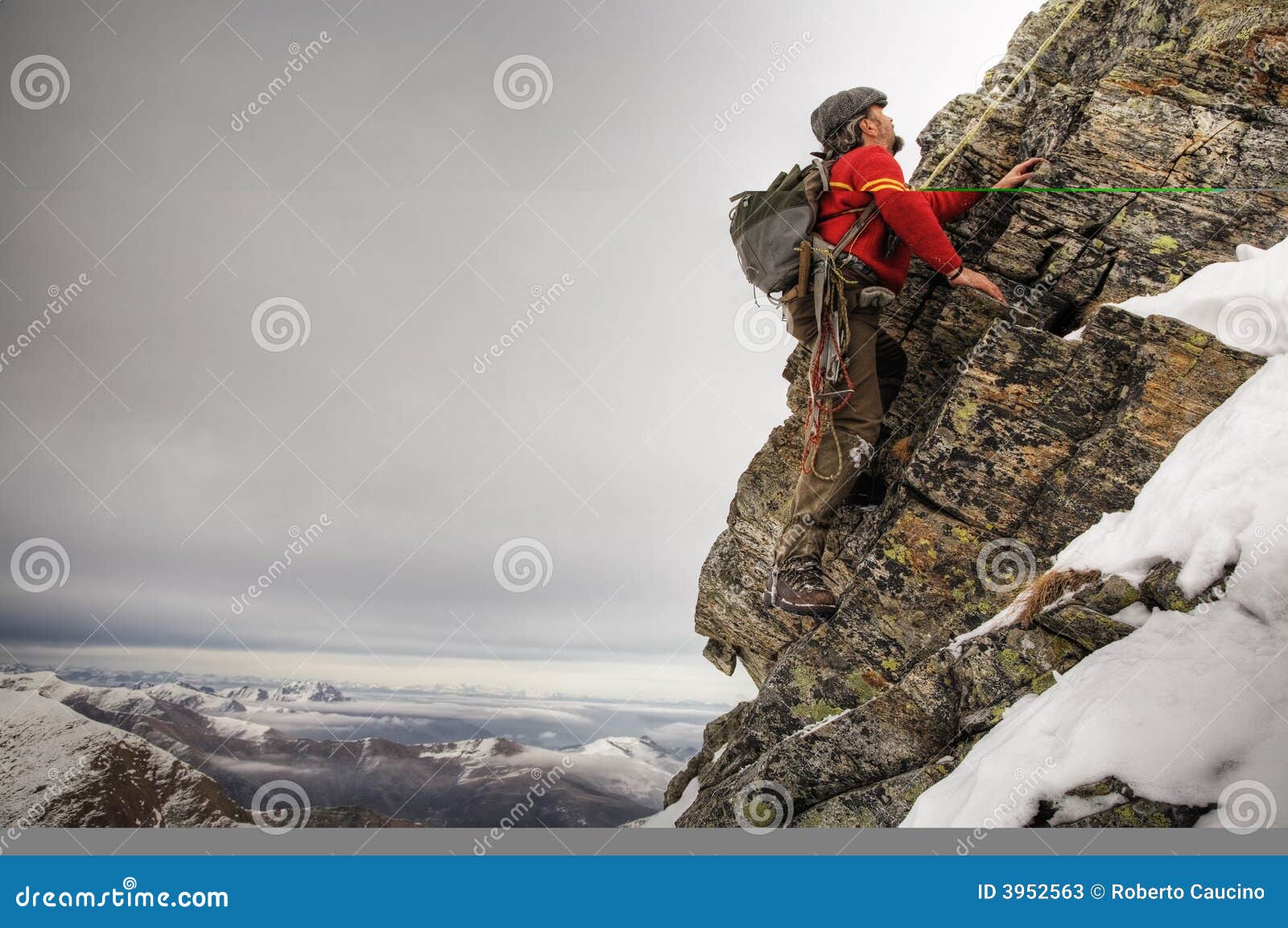 Bergsteiger der alten Art stockbild. Bild von montierung - 3952563