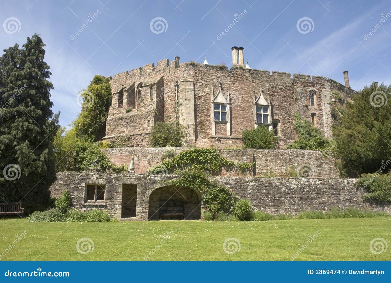 Berkeley castle stock photo. Image of castle, europe, britain - 2869474