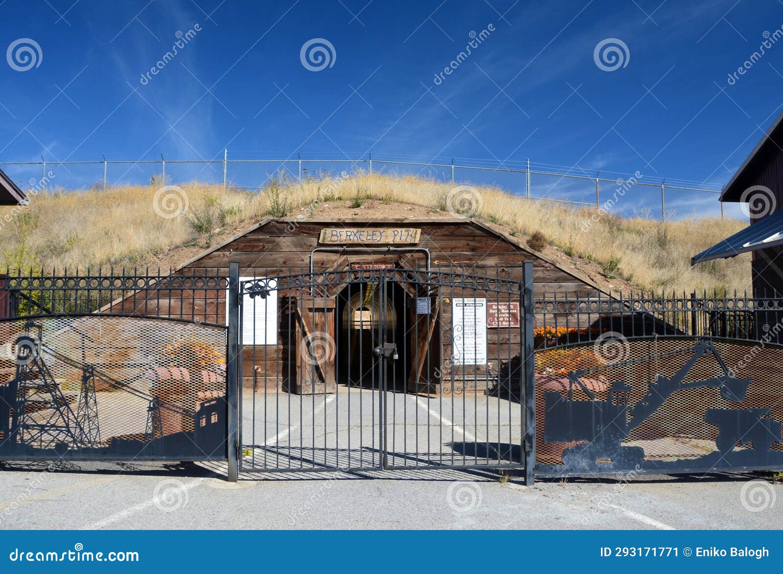 Berkeley Pit is a Open Pit Copper Mine with Colorful Water Stock Image ...