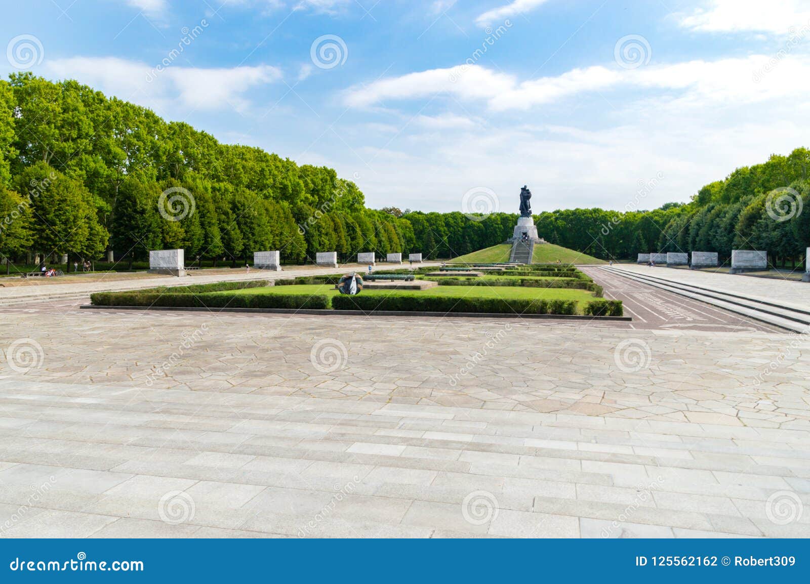Panoramic View of Berlin - Soviet Cenotaph Treptower Park. Editorial ...