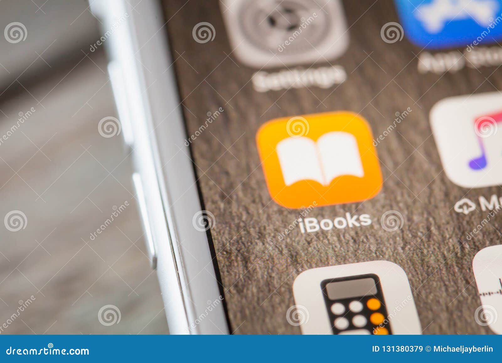 Close Up To App on IPhone 7 Screen Editorial Stock Image - Image of ...
