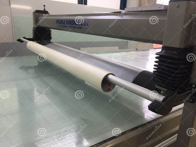 Rollsroller Flatbed Applicator for Sign Making Editorial Photography ...