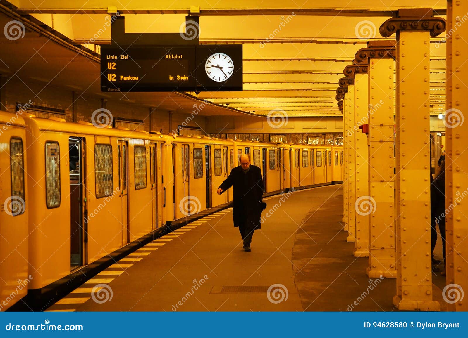 Berlin Man in Yellow Subway Editorial Image - Image of commutes, yellow ...