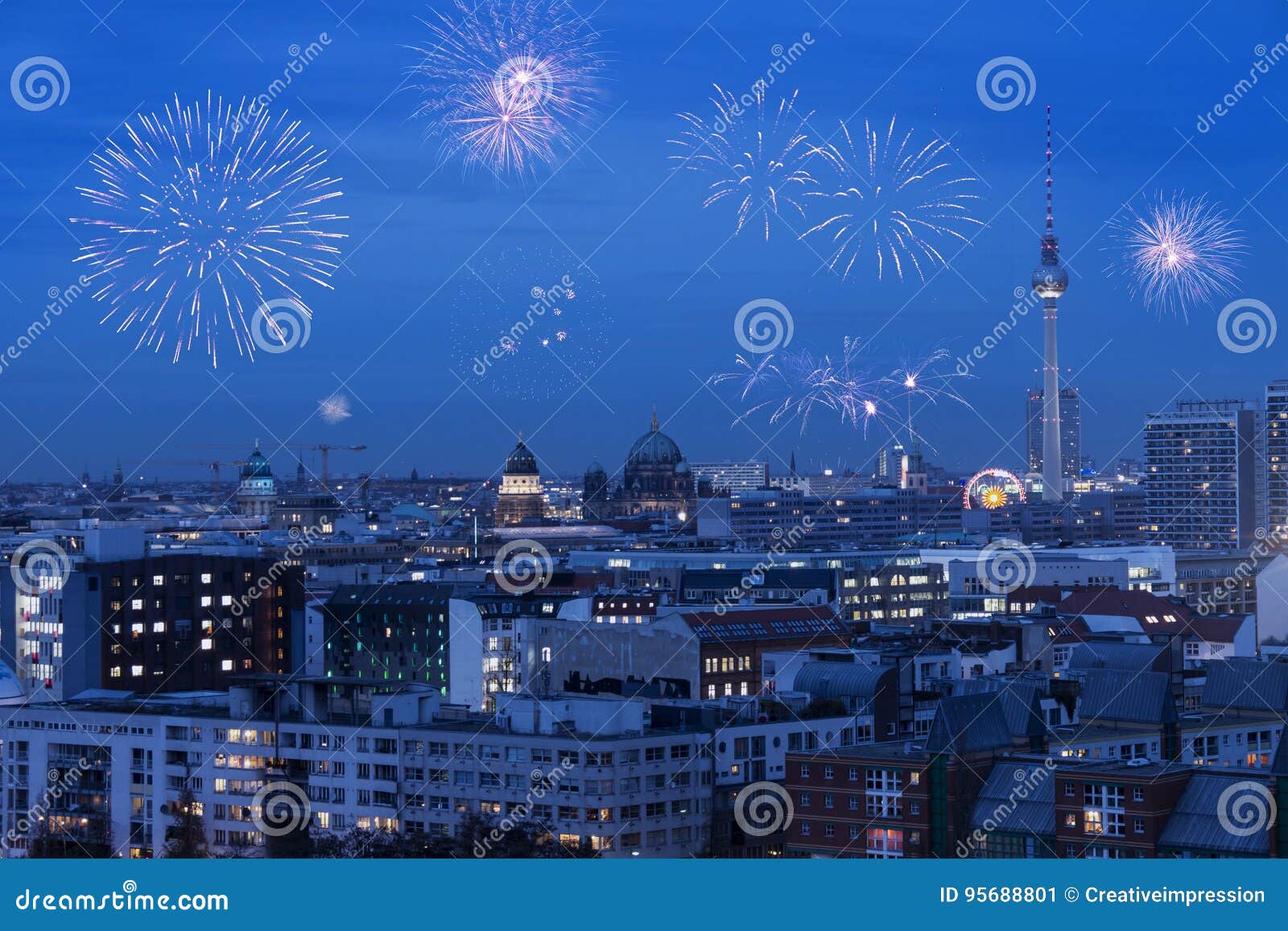 Berlin New Year U. X27; S Eve Stockbild - Bild von feuerwerke ...