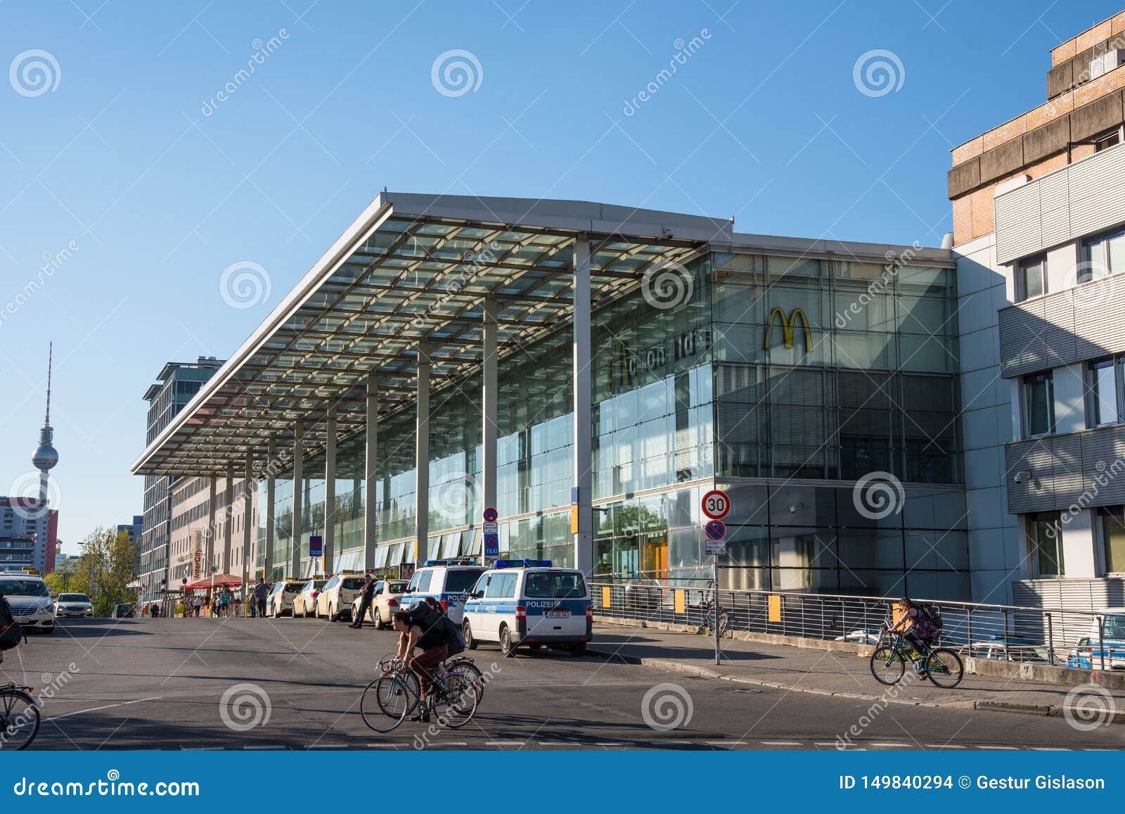 Berlin Ostbahnhof Train Station Editorial Stock Image - Image of ...