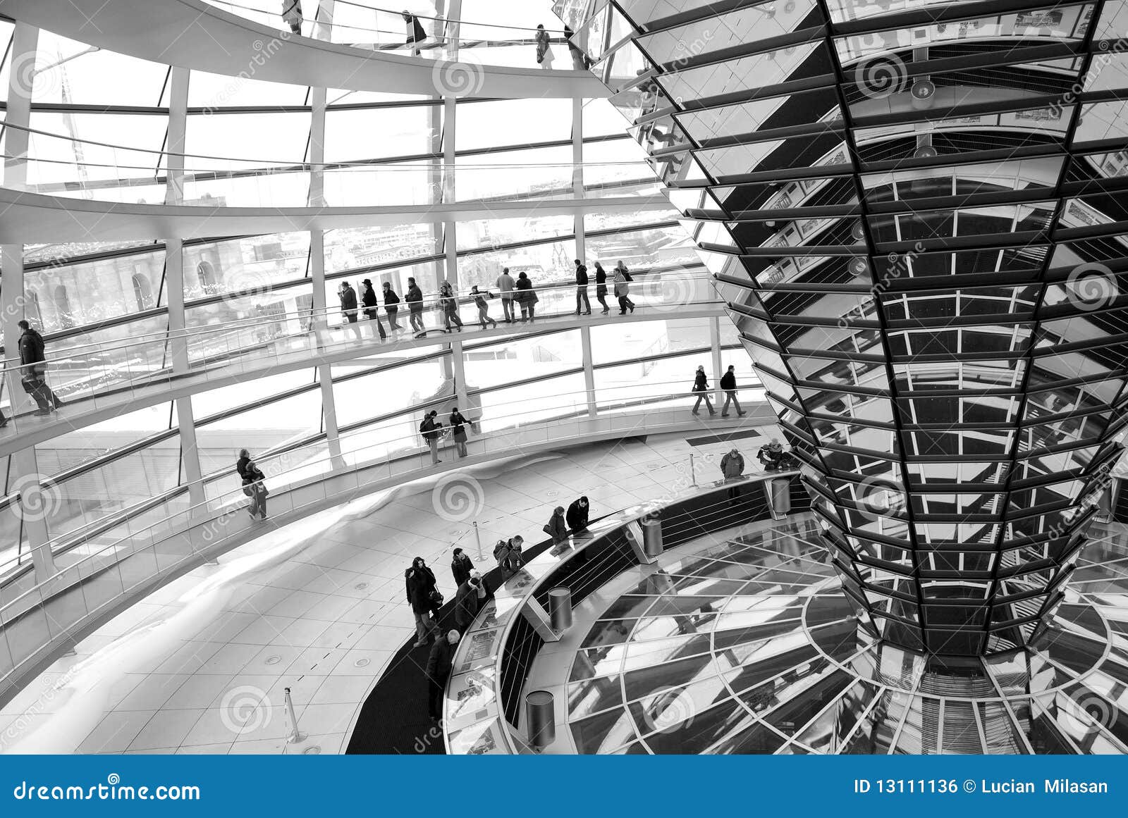 Berlin, Reichstag editorial photo. Image of architecture - 13111136