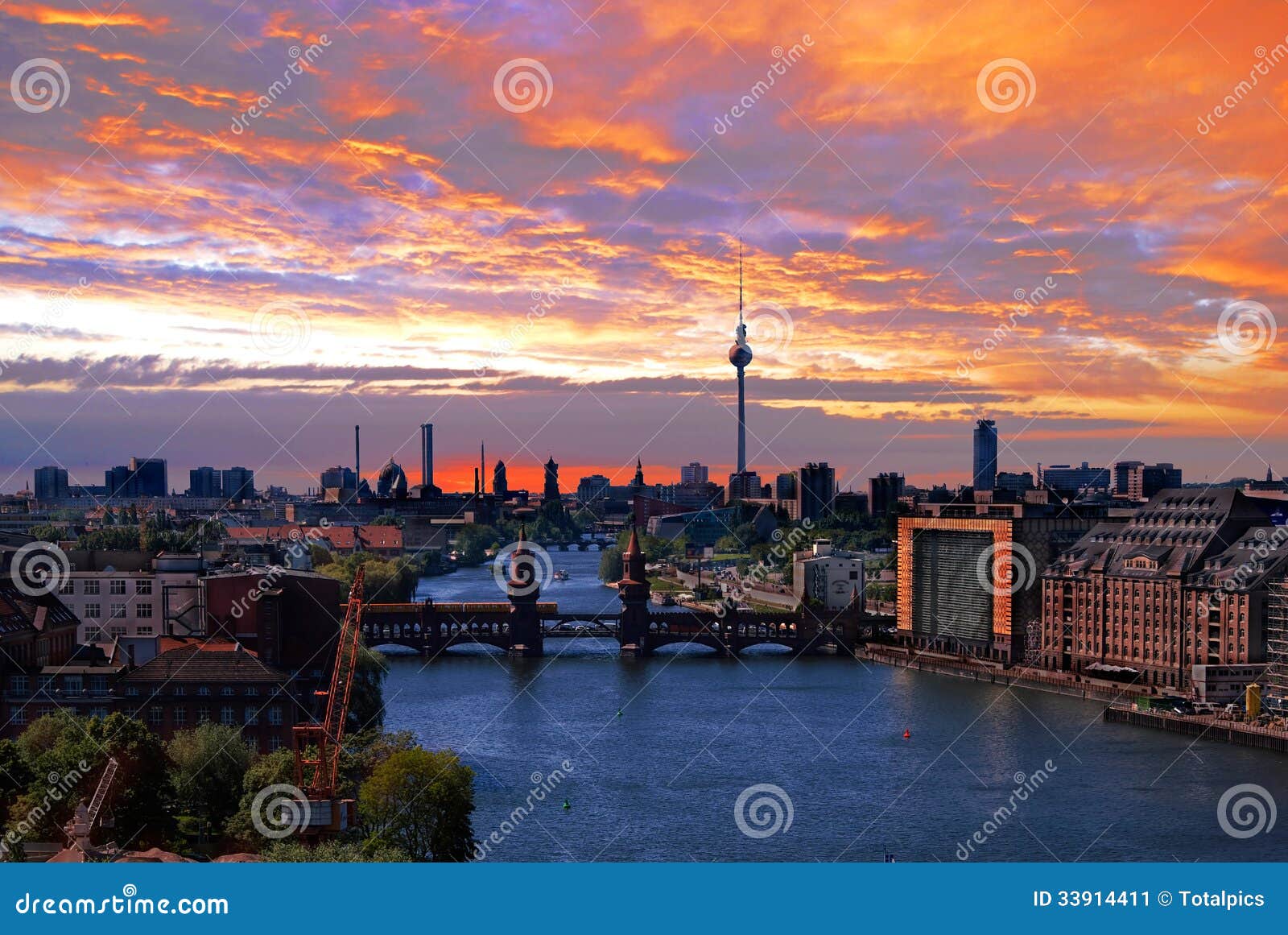 Berlin spree skyline stock image. Image of berlin, photograph - 33914411