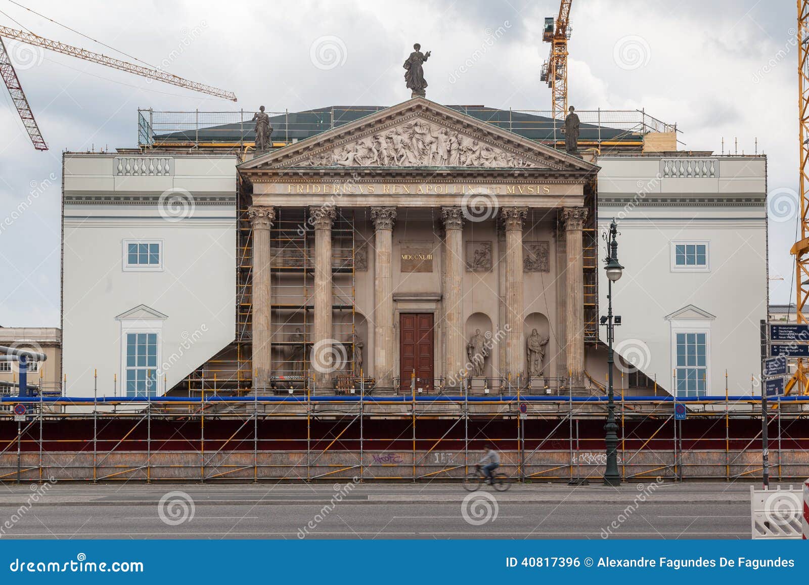 Berlin State Opera editorial photo. Image of opera, linden - 40817396