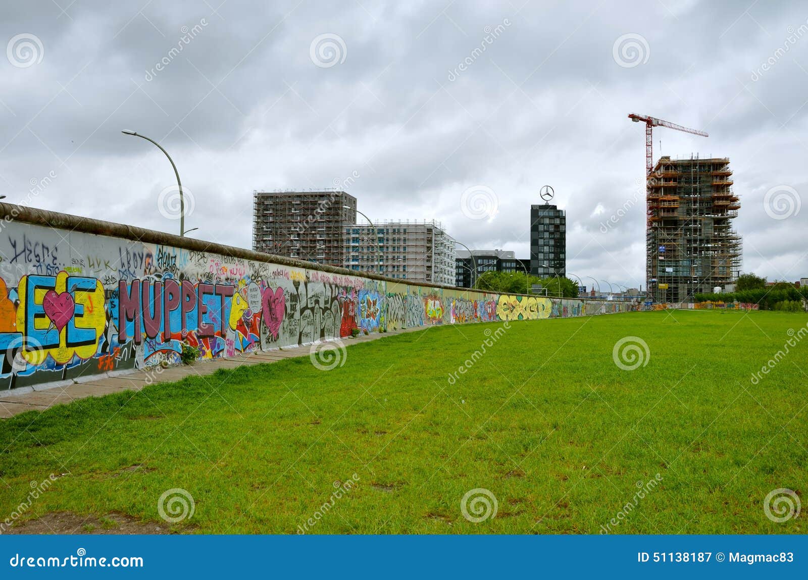 The Berlin Wall (Berliner Mauer) in Germany Editorial Photography ...