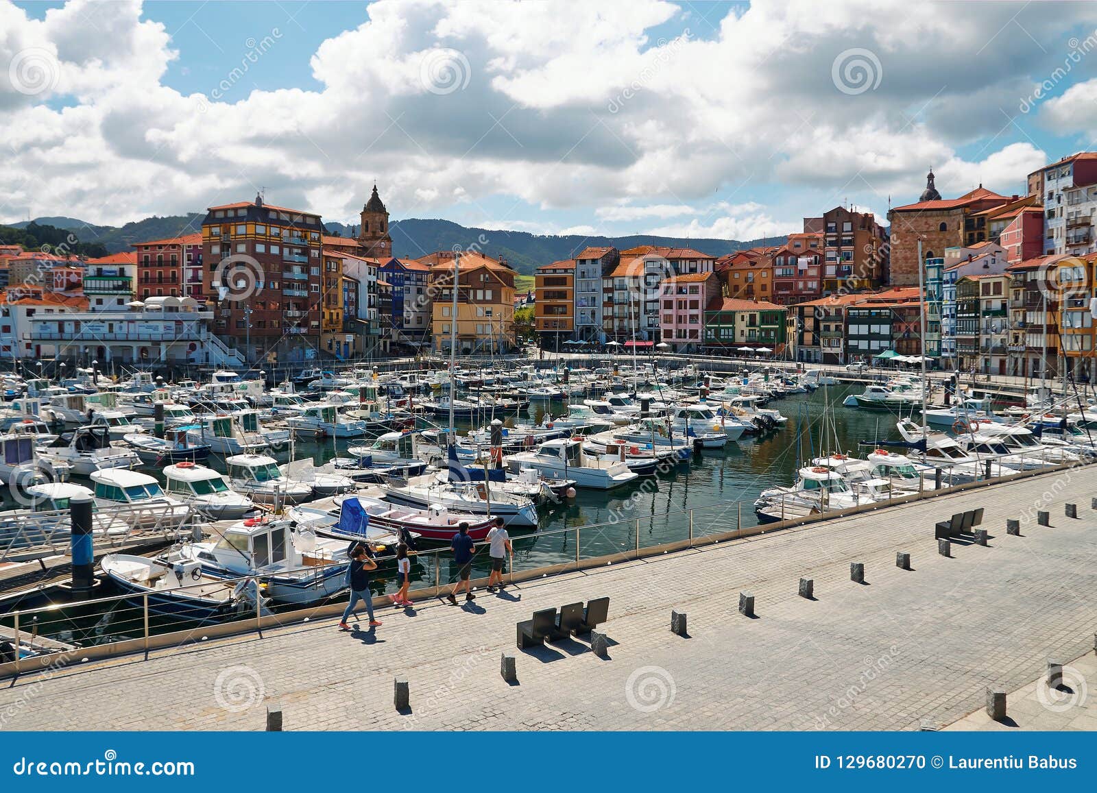 Bermeo, Spanje redactionele afbeelding. Image of atlantisch - 129680270