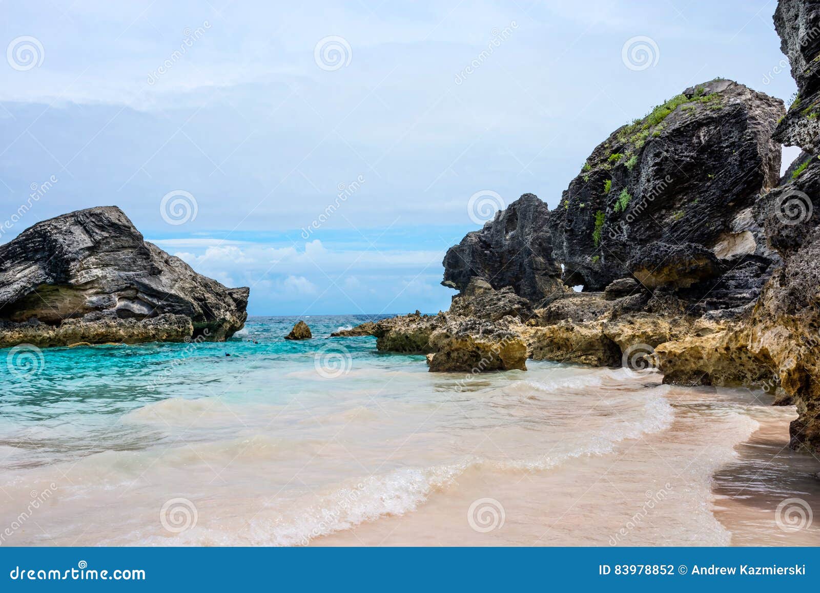 Bermuda Rock and Sea stock photo. Image of aqua, horseshoe - 83978852