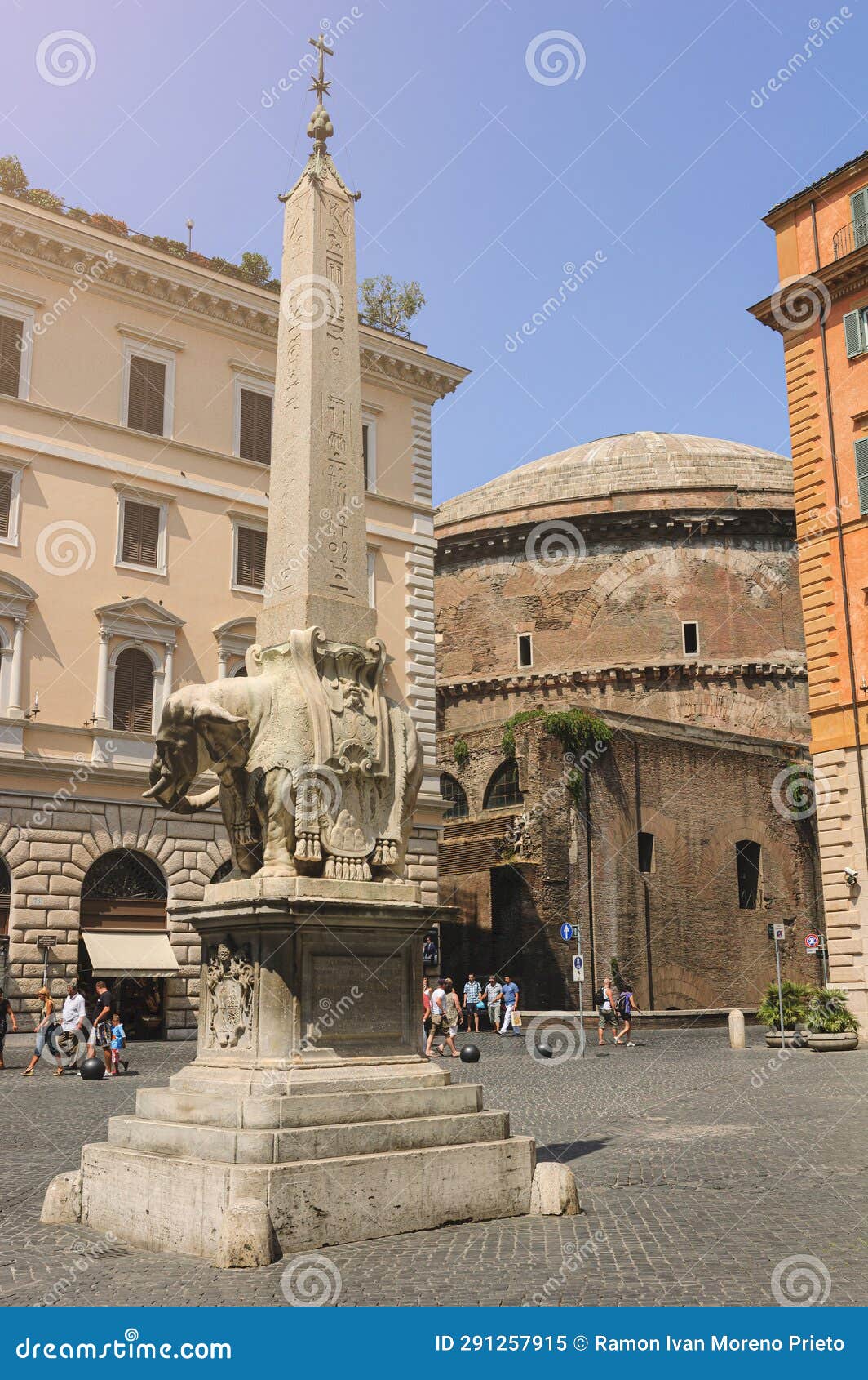 Bernini Elephant Obelisk with the Pantheon in Rome Behind Editorial ...