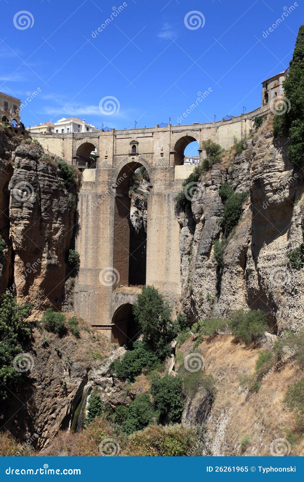 Beroemde Brug in Ronda, Spanje Stock Afbeelding - Image of ...