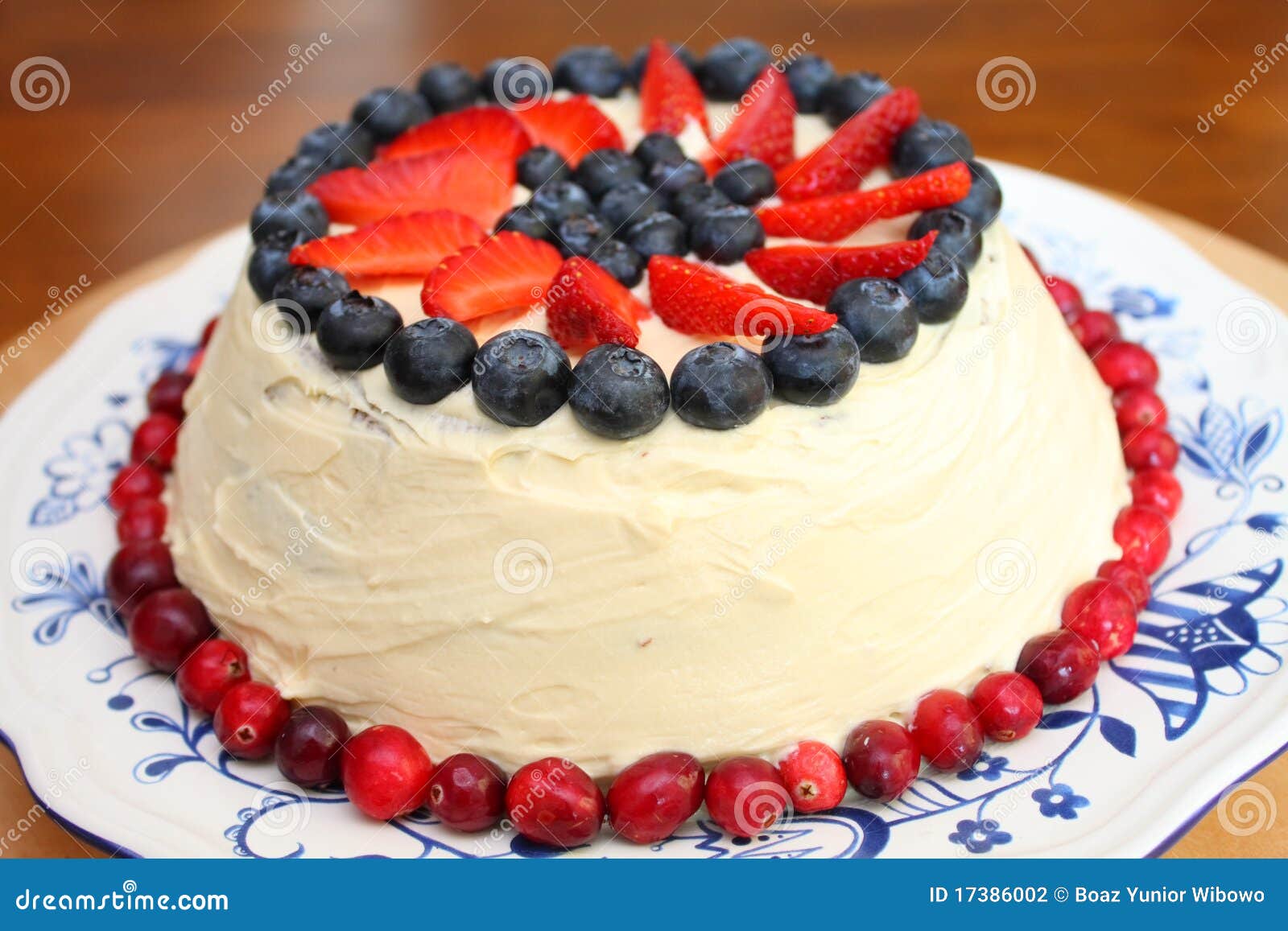 Berry cake stock photo. Image of cake, blueberry, berry - 17386002