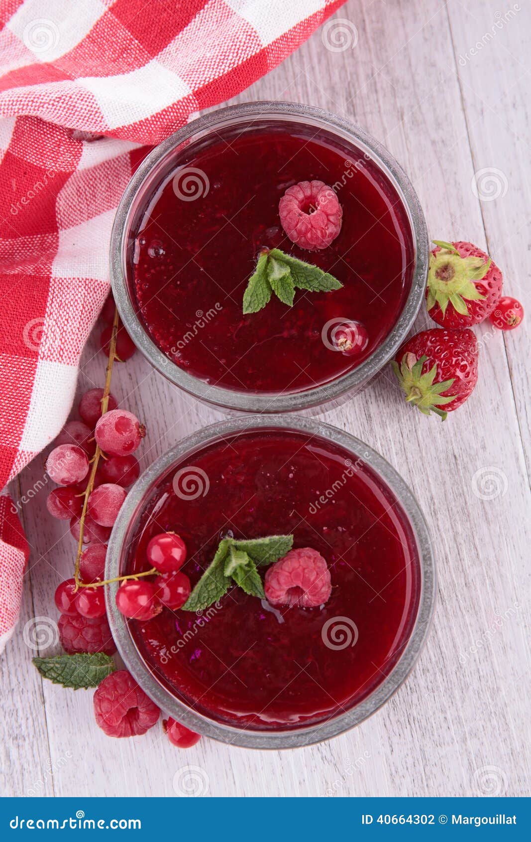 Berry Fruit fotografia stock. Immagine di culinario, dolce - 40664302