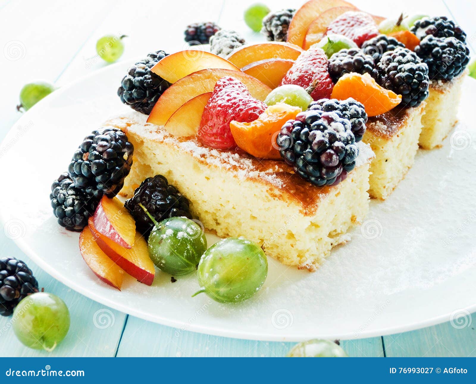 Berry sponge cake stock image. Image of berries, mint - 76993027