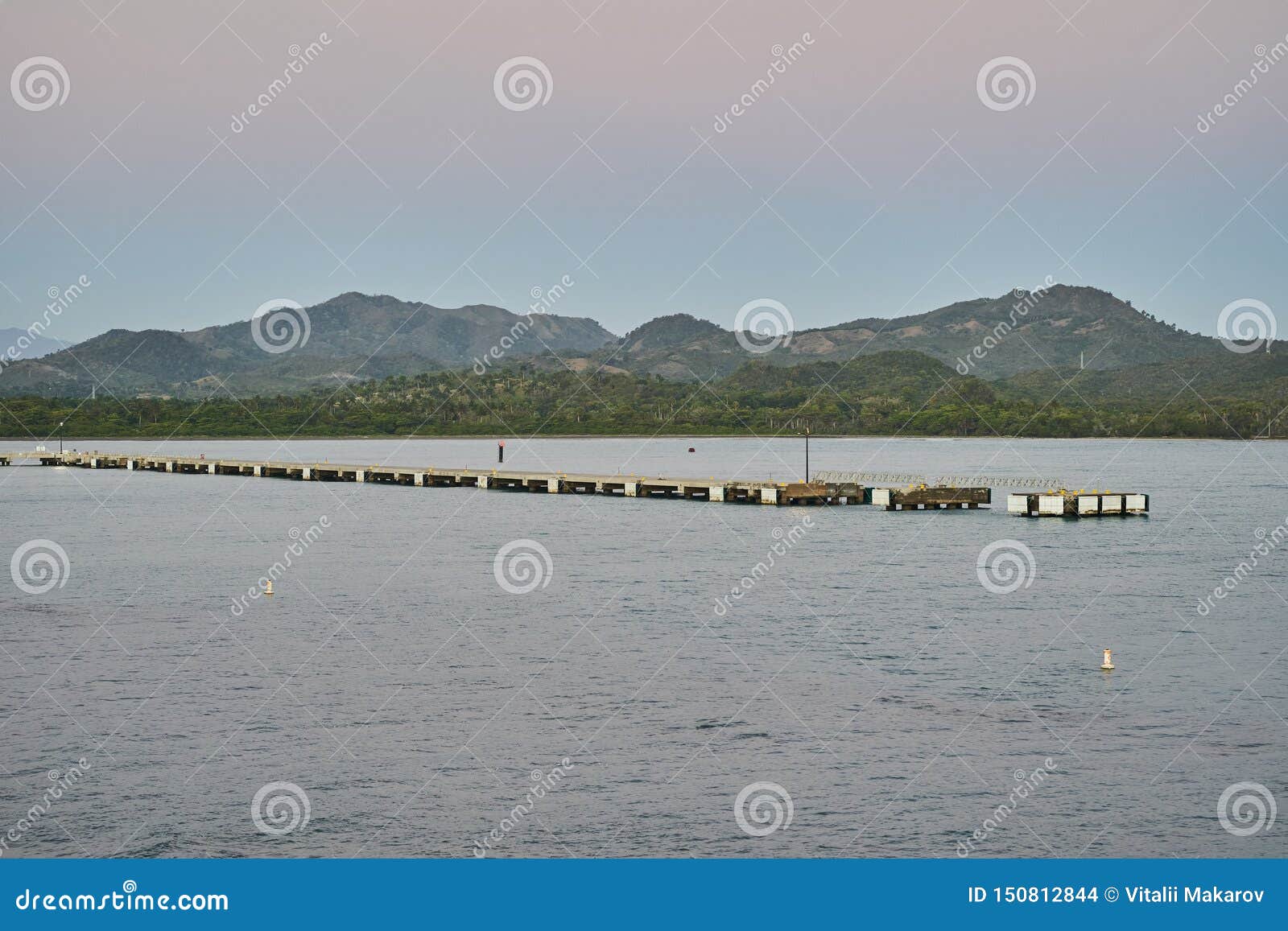 Berth for Large Ships in the Ocean Bay Stock Photo - Image of ships ...