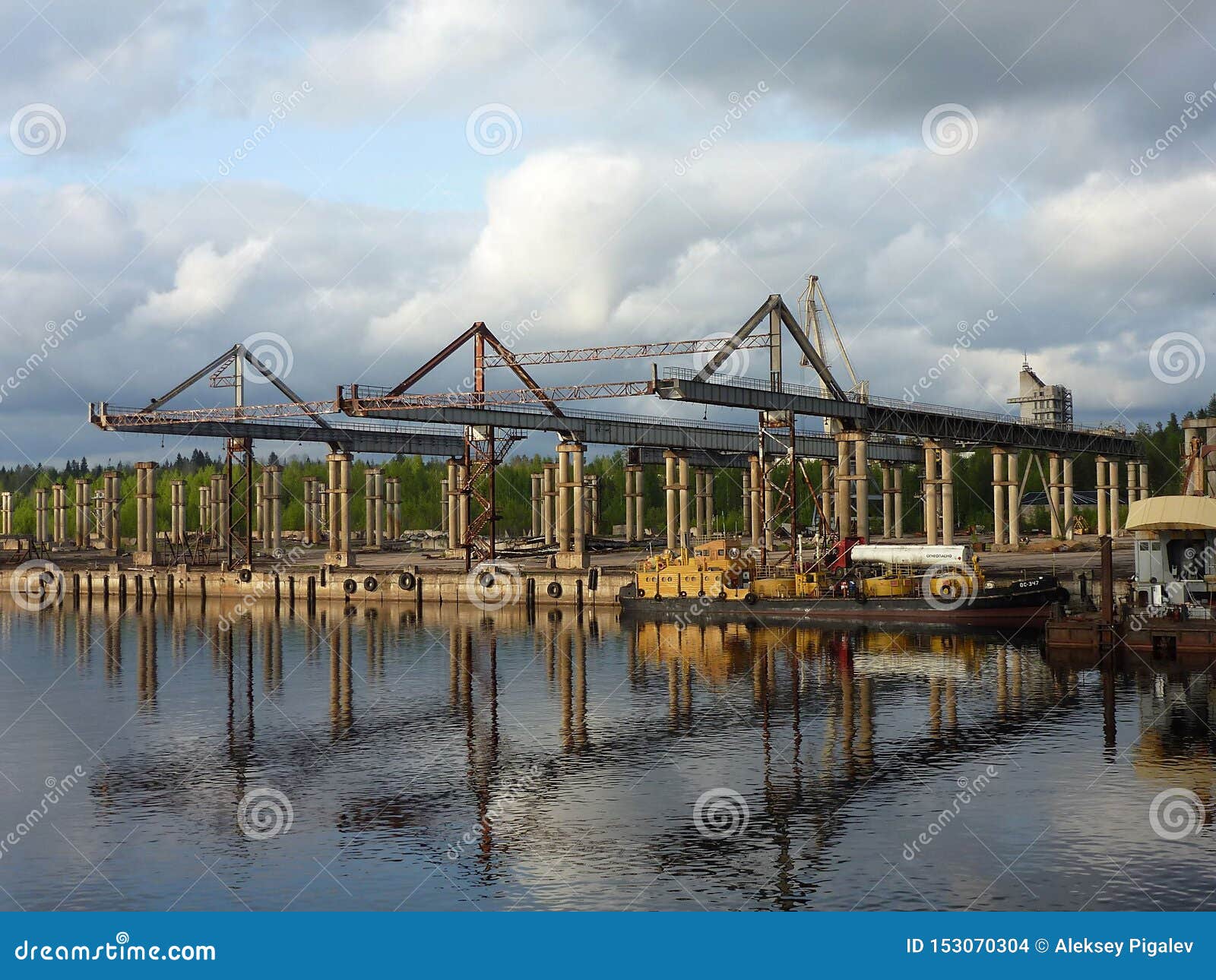 Berth for Unloading Cargo on the River Svir Editorial Stock Image ...