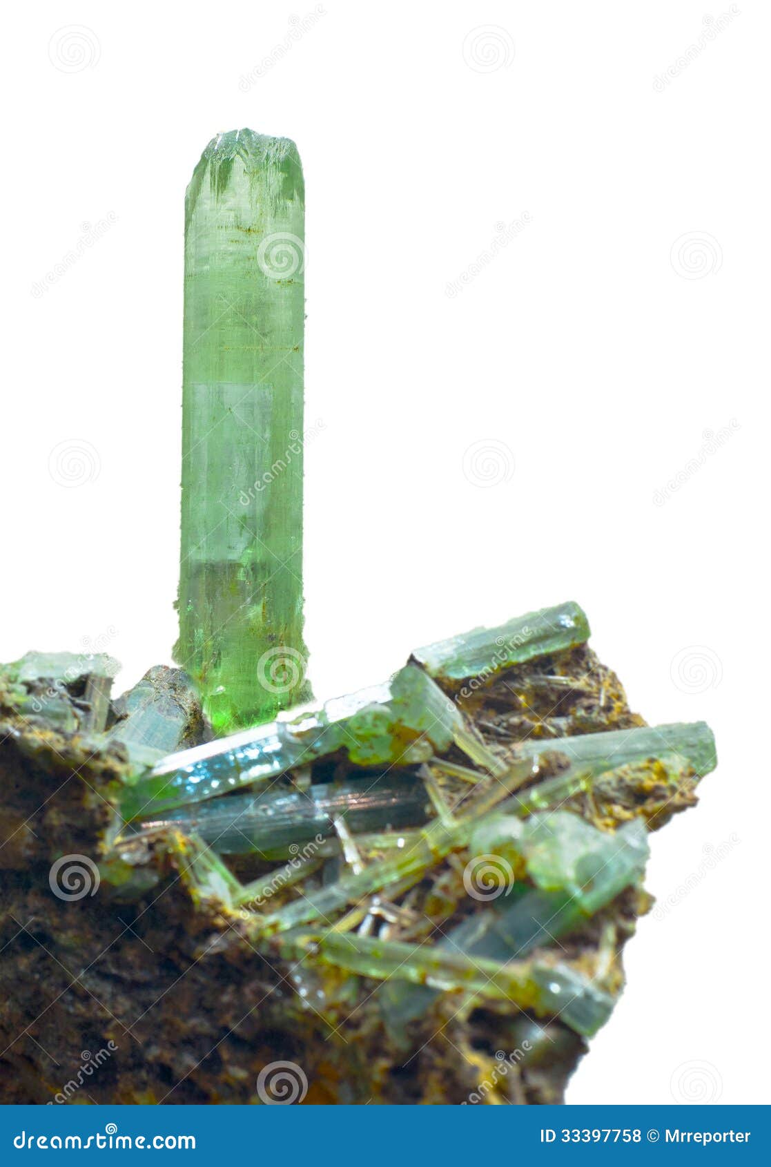 Beryl photo stock. Image du minerai, longtemps, couleur - 33397758
