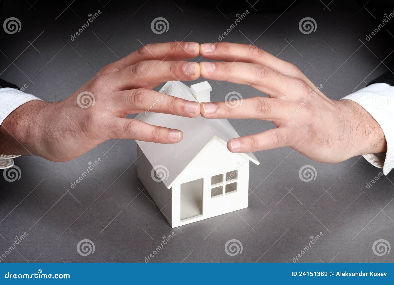 Bescherm eigen bezit stock afbeelding. Image of verkoop - 24151389