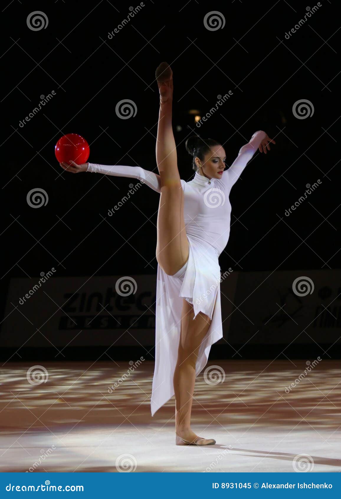 Bessonova Anna editorial image. Image of deriugina, split - 8931045