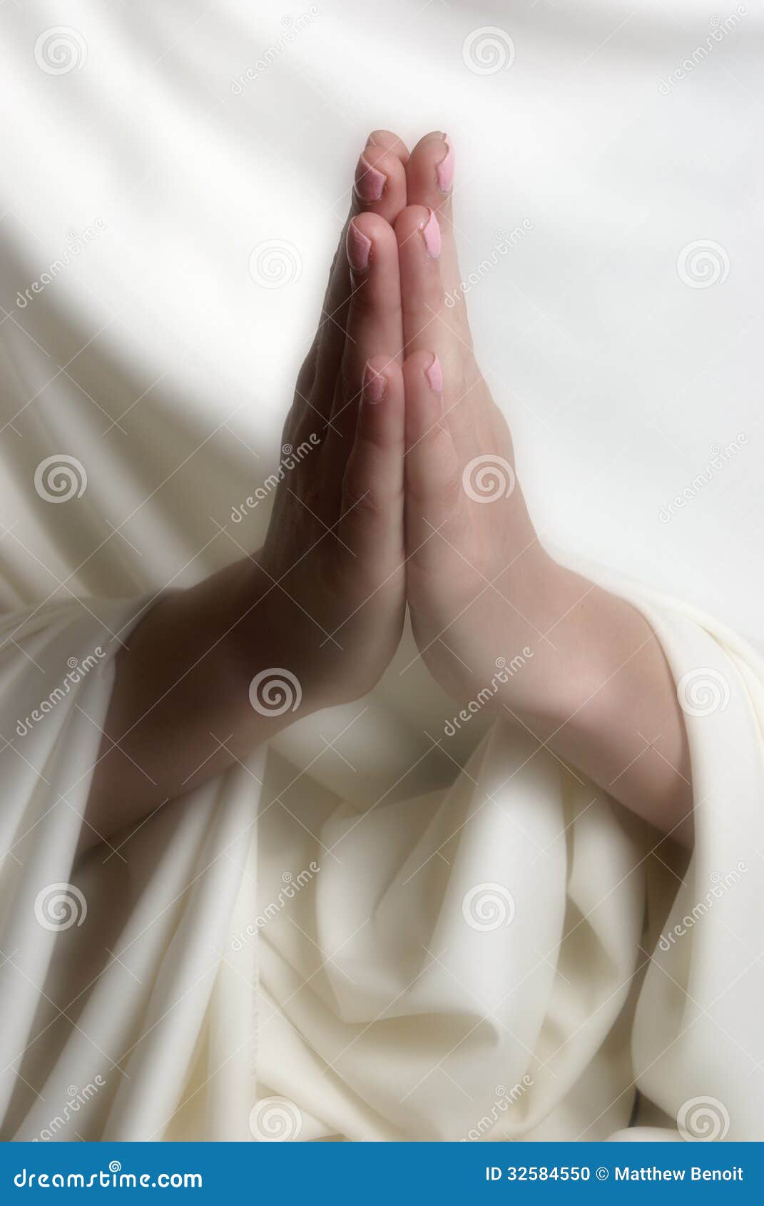 Betende Hände stockfoto. Bild von verzeihen, betrachtung - 32584550