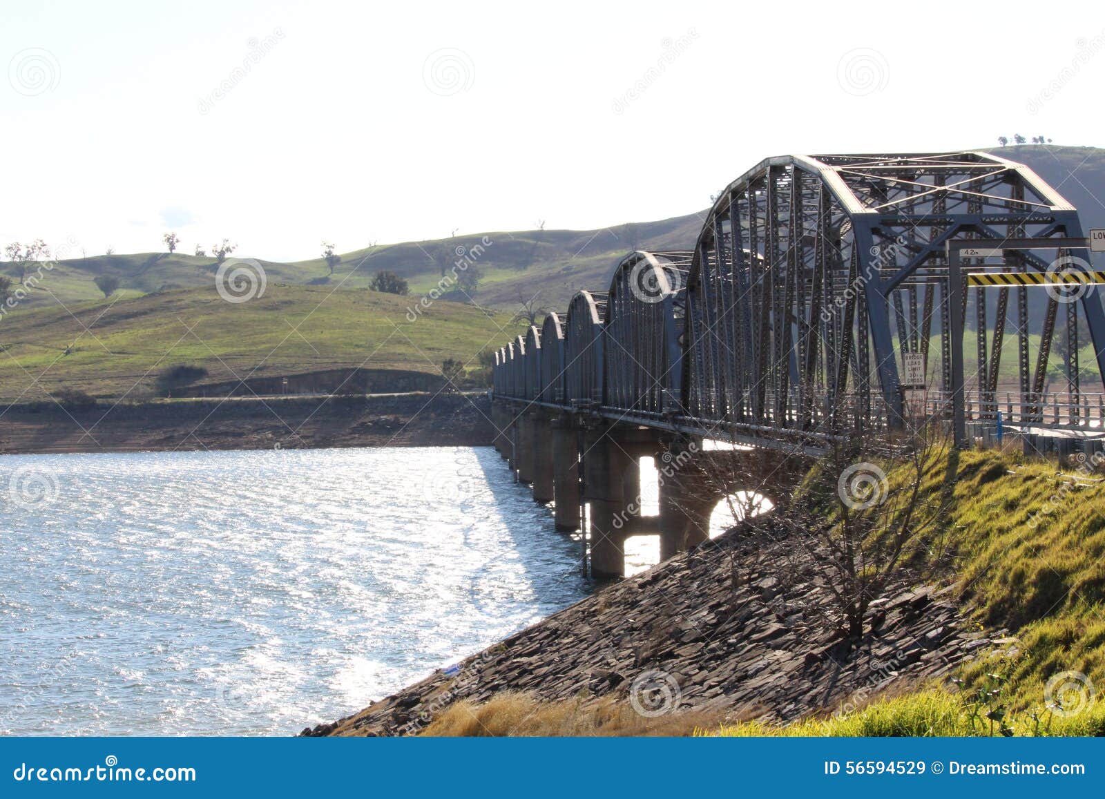 Bethanga Bridge stock image. Image of hills, sceneray - 56594529