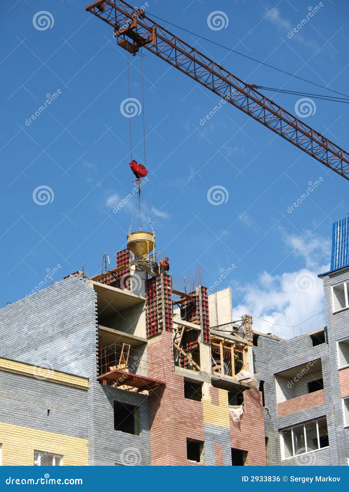 Beton und Kran stockfoto. Bild von besetzung, feld, aktivität - 2933836