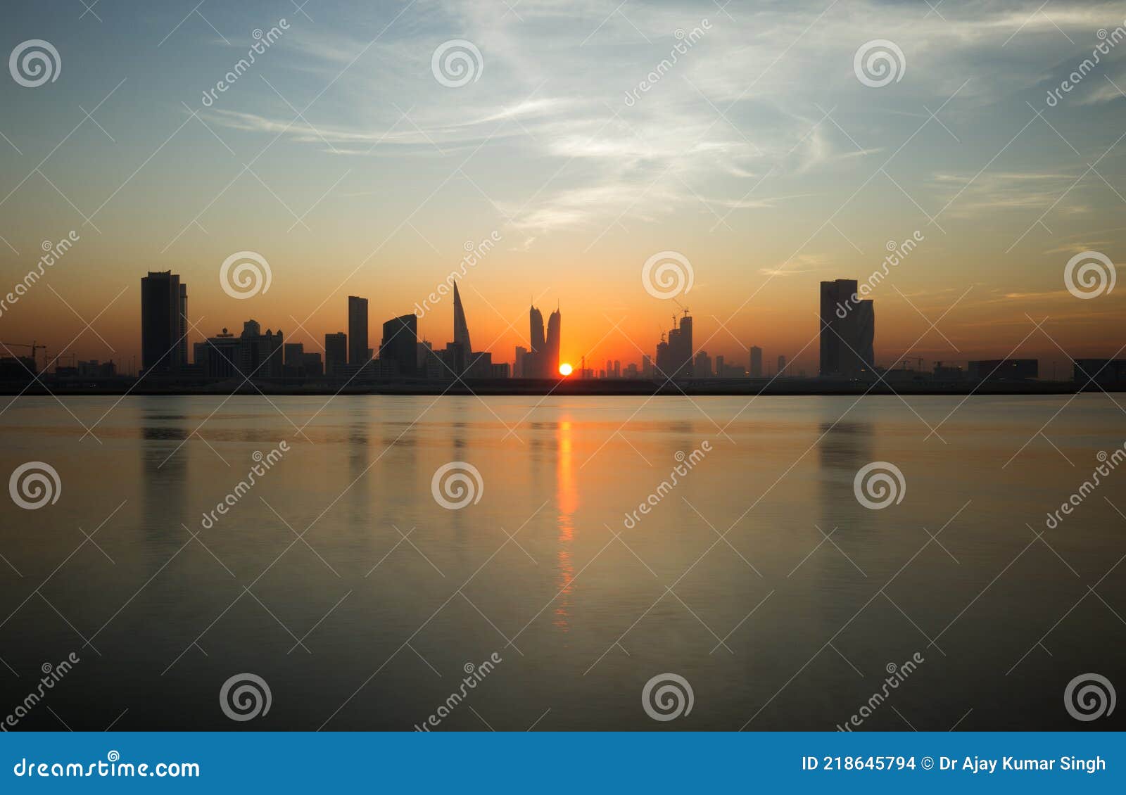 Beuatiful Sun in the Mid of Bahrain Skyline during Sunset Stock Photo ...