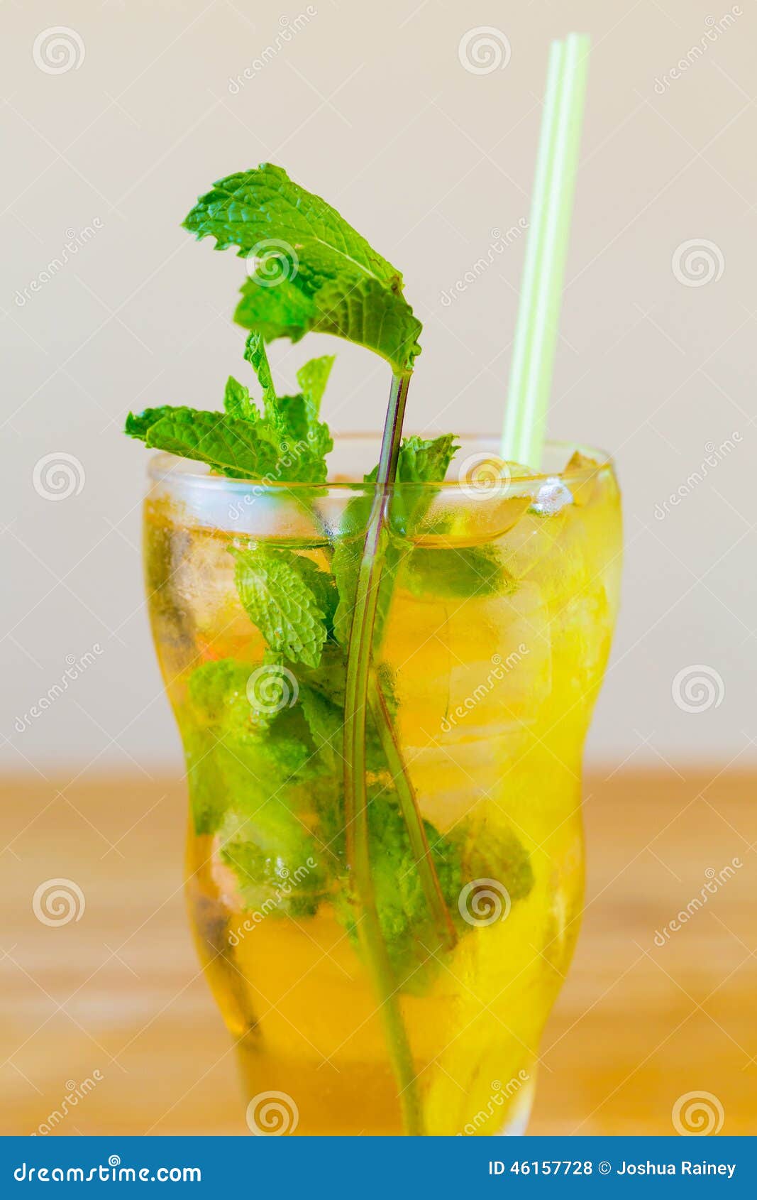 Bevanda Mista Di Mojito Della Menta Ad Antivari Fotografia Stock ...