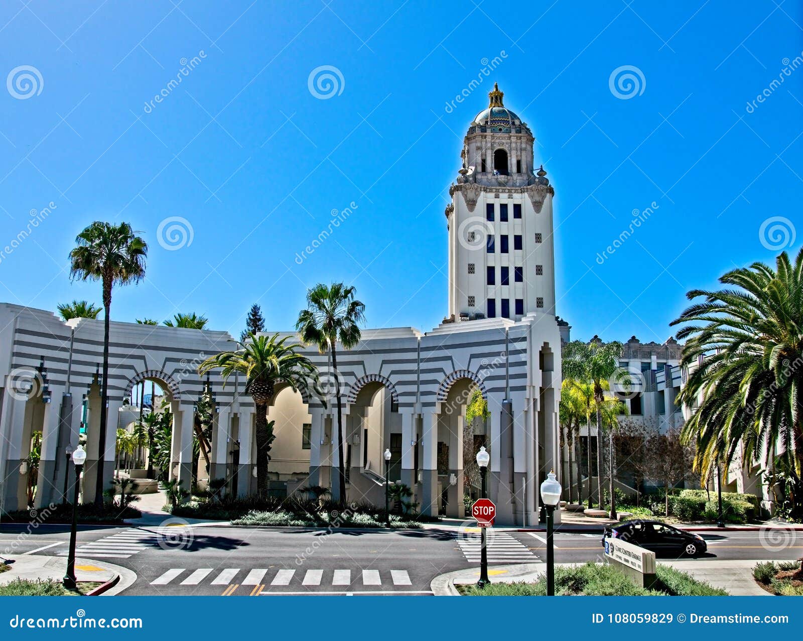 Beverly Hills City Hall editorial stock image. Image of buildings ...