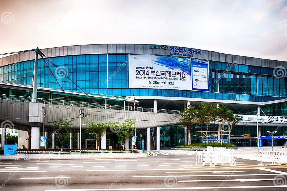Bexco 2 car show sing editorial image. Image of korea - 40952760