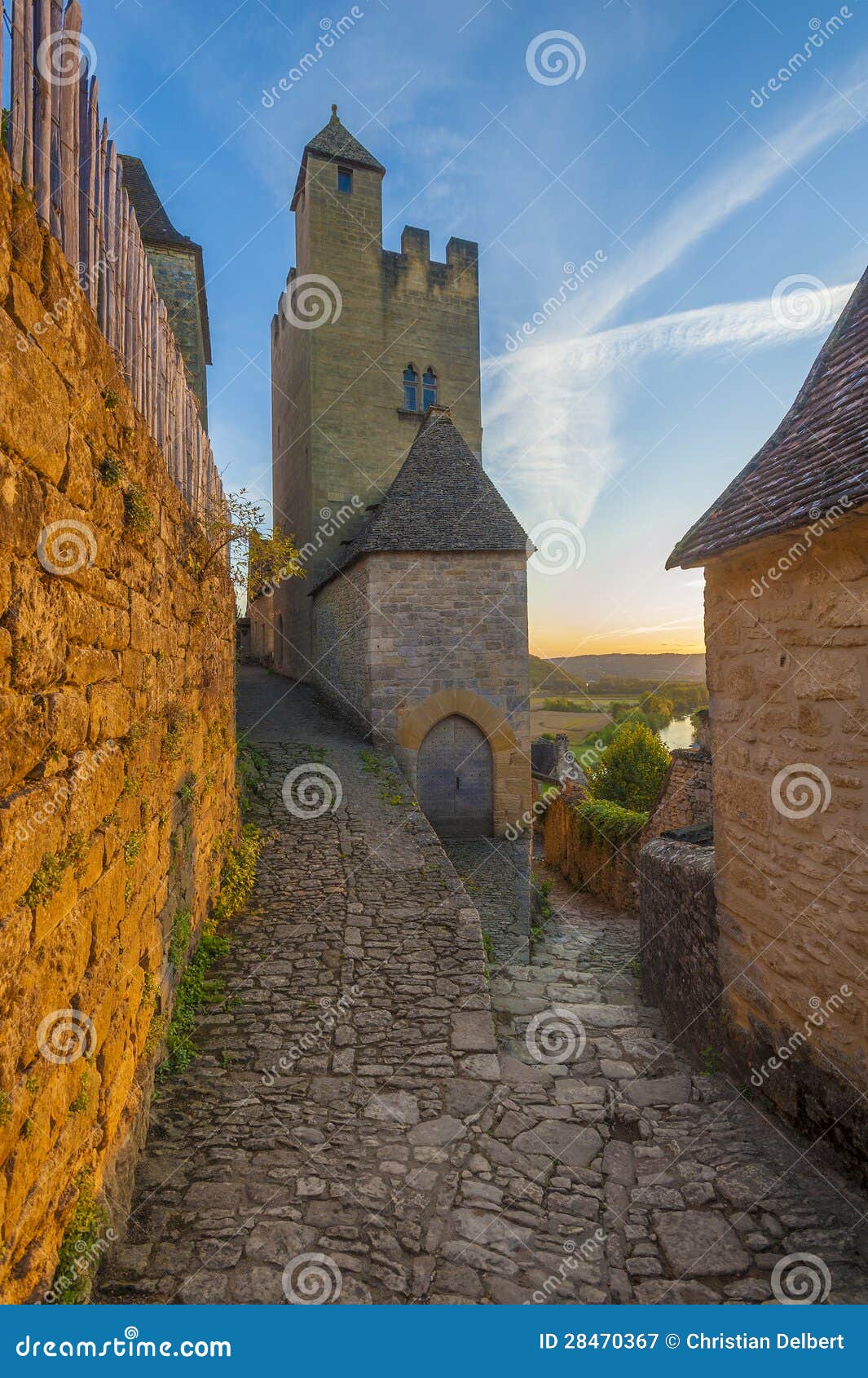 Beynac castle or chateau stock image. Image of water - 28470367