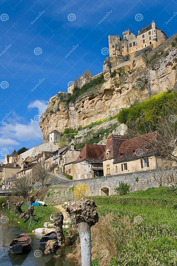 Beynac s castle stock image. Image of history, populate - 4685127