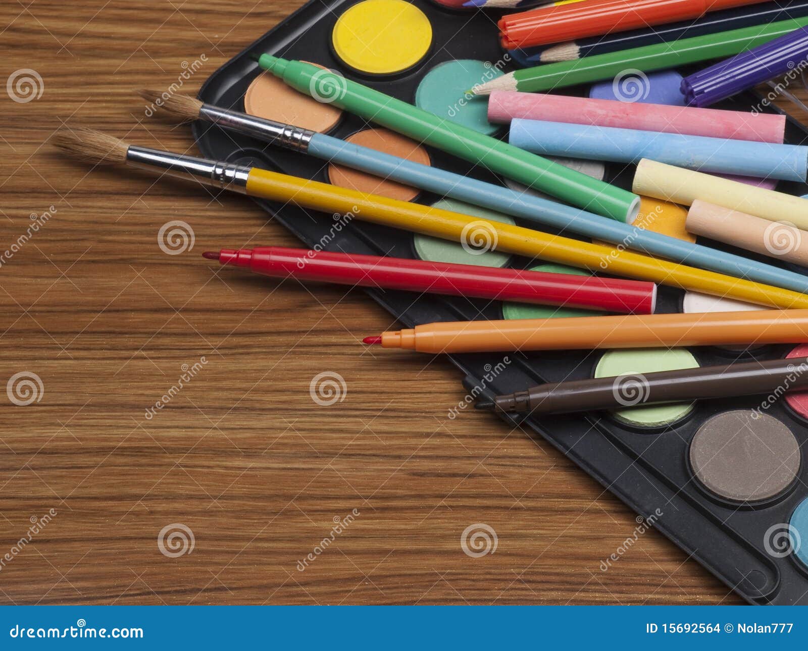 Bezittingen voor tekening stock foto. Image of houten - 15692564