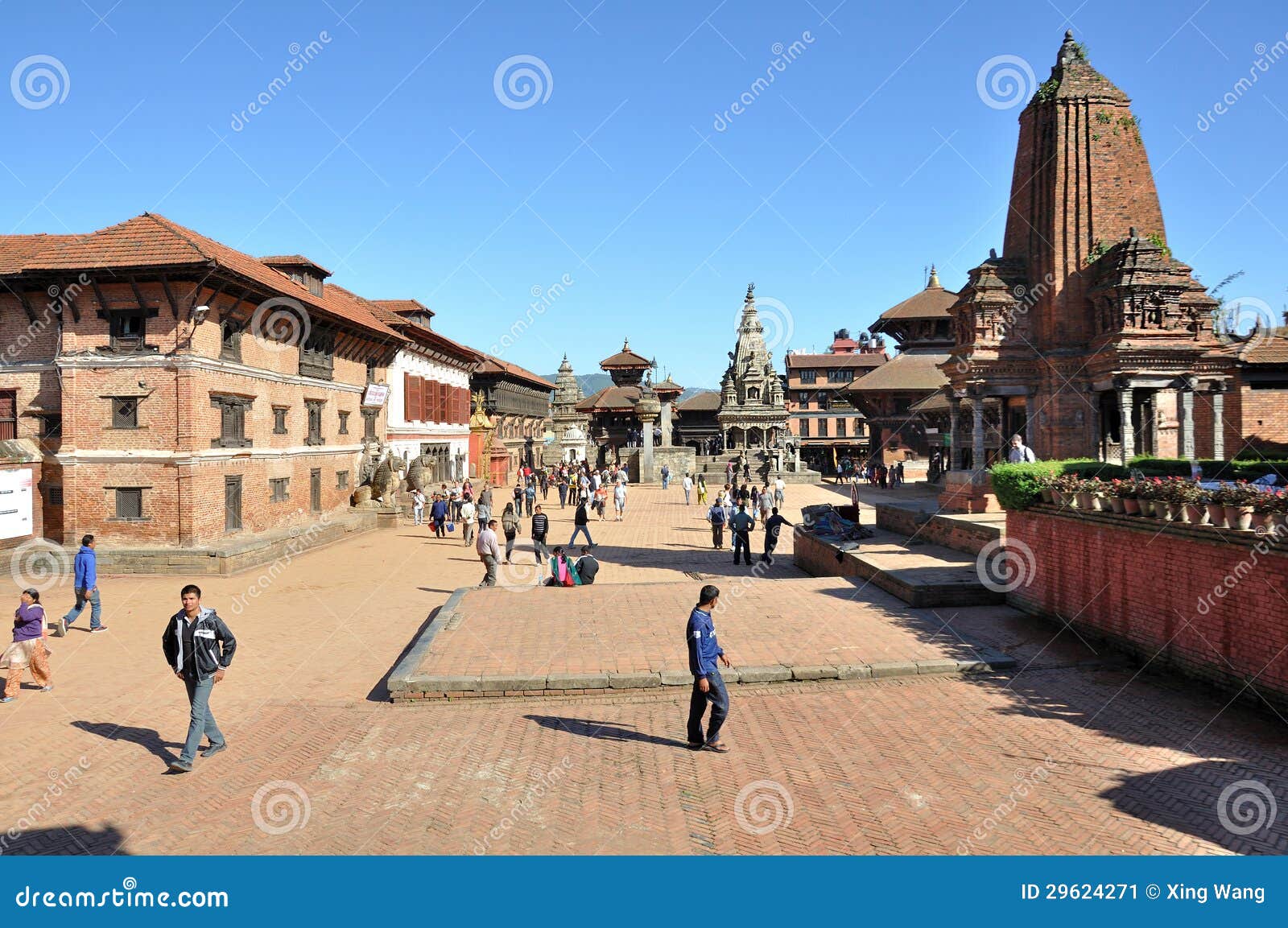 Bhaktapur Durbar Square editorial photo. Image of fifty - 29624271