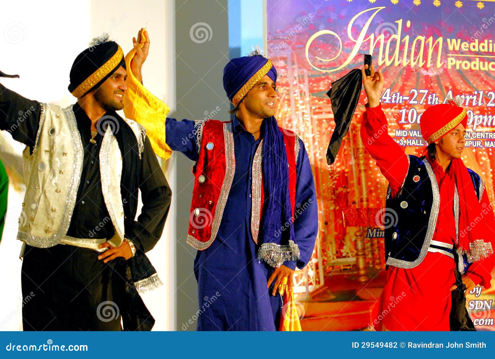 Bhangra editorial photography. Image of bhangra, dance - 29549482