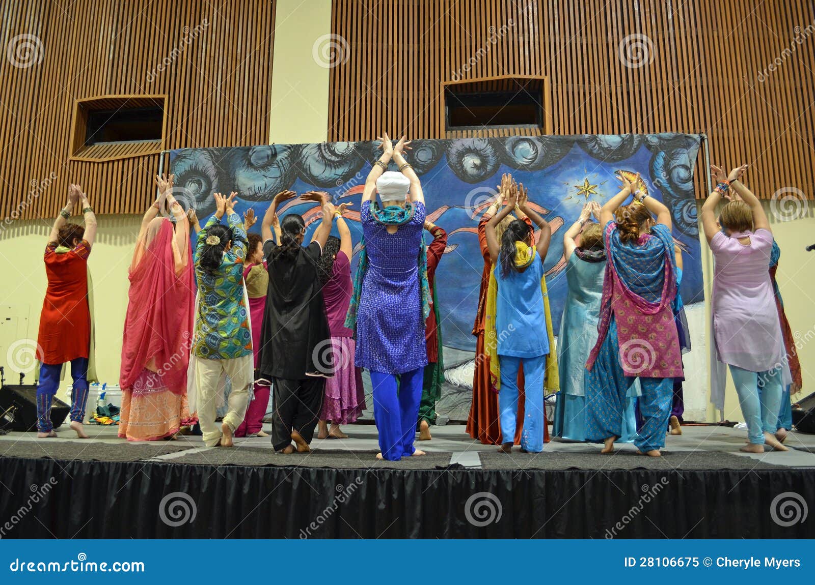 Bhangra dance editorial image. Image of dance, bhangra - 28106675