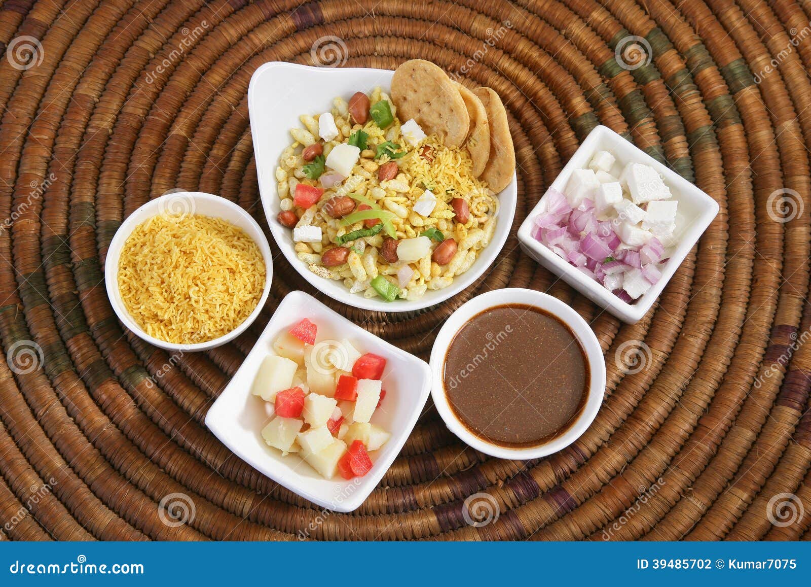 Bhel Puri stock photo. Image of food, peanut, bhelpuri - 39485702