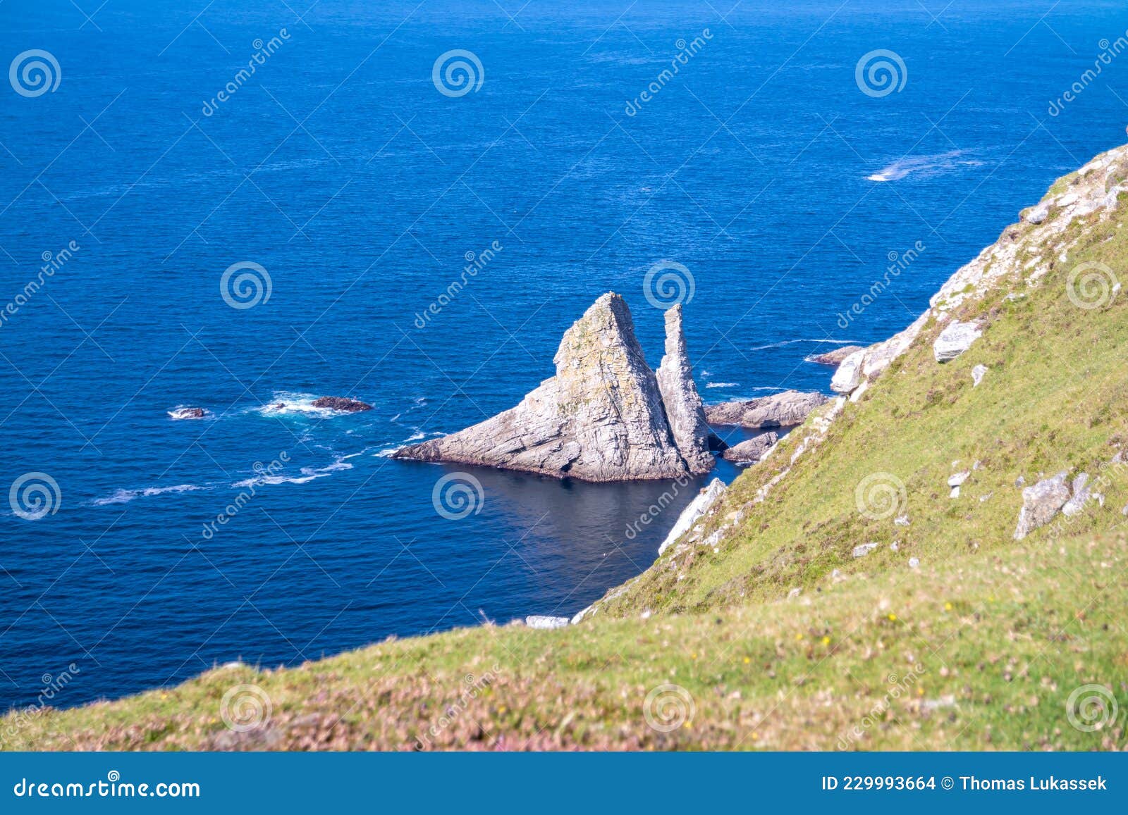 The an Bhuideal Sea Stack in County Donegal - the Highest Sea Stack in ...