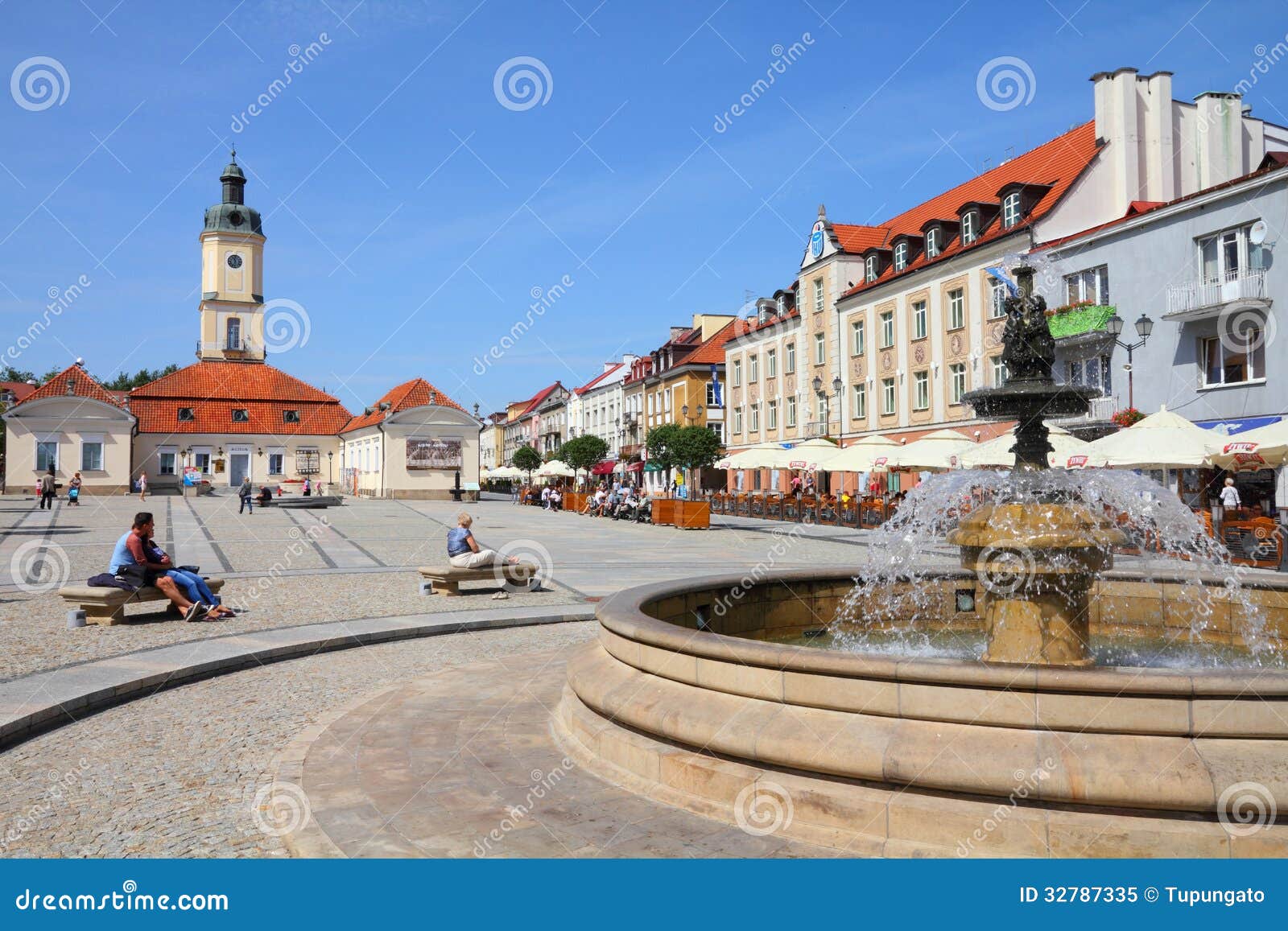 Bialystok image éditorial. Image du construction, vieux - 32787335